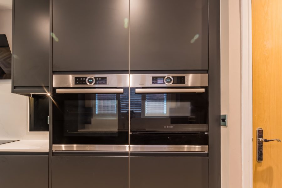 MR R, Shawclough - Eurostyle Kitchens